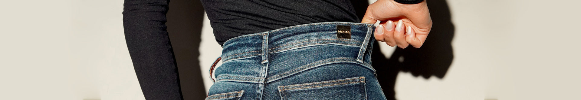 Tudo em Partes de Baixo em moda feminina - Calças Jeans, Saias, Shorts ...